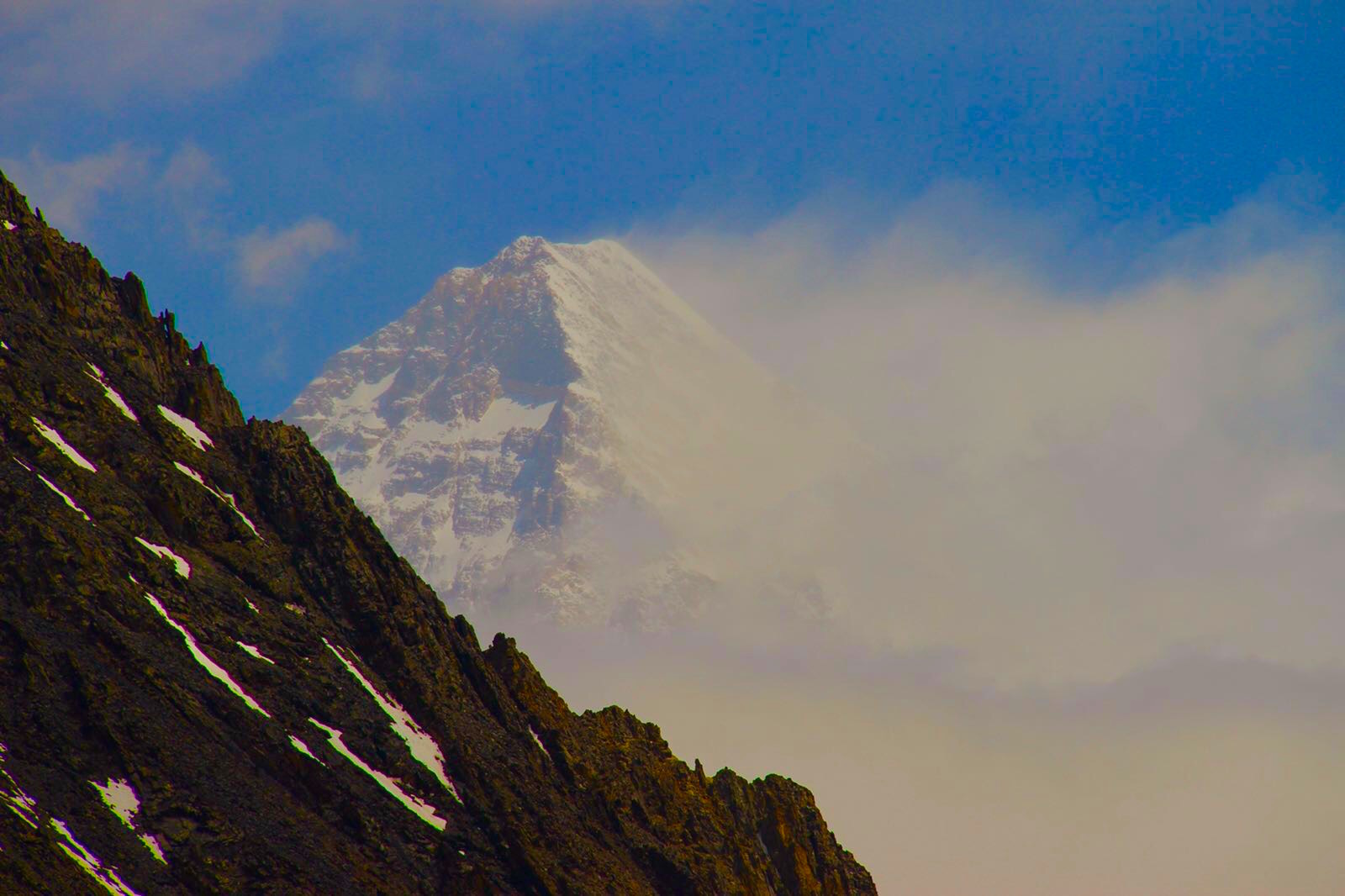 K2 climbing weather is excellent as team prepares for rotation