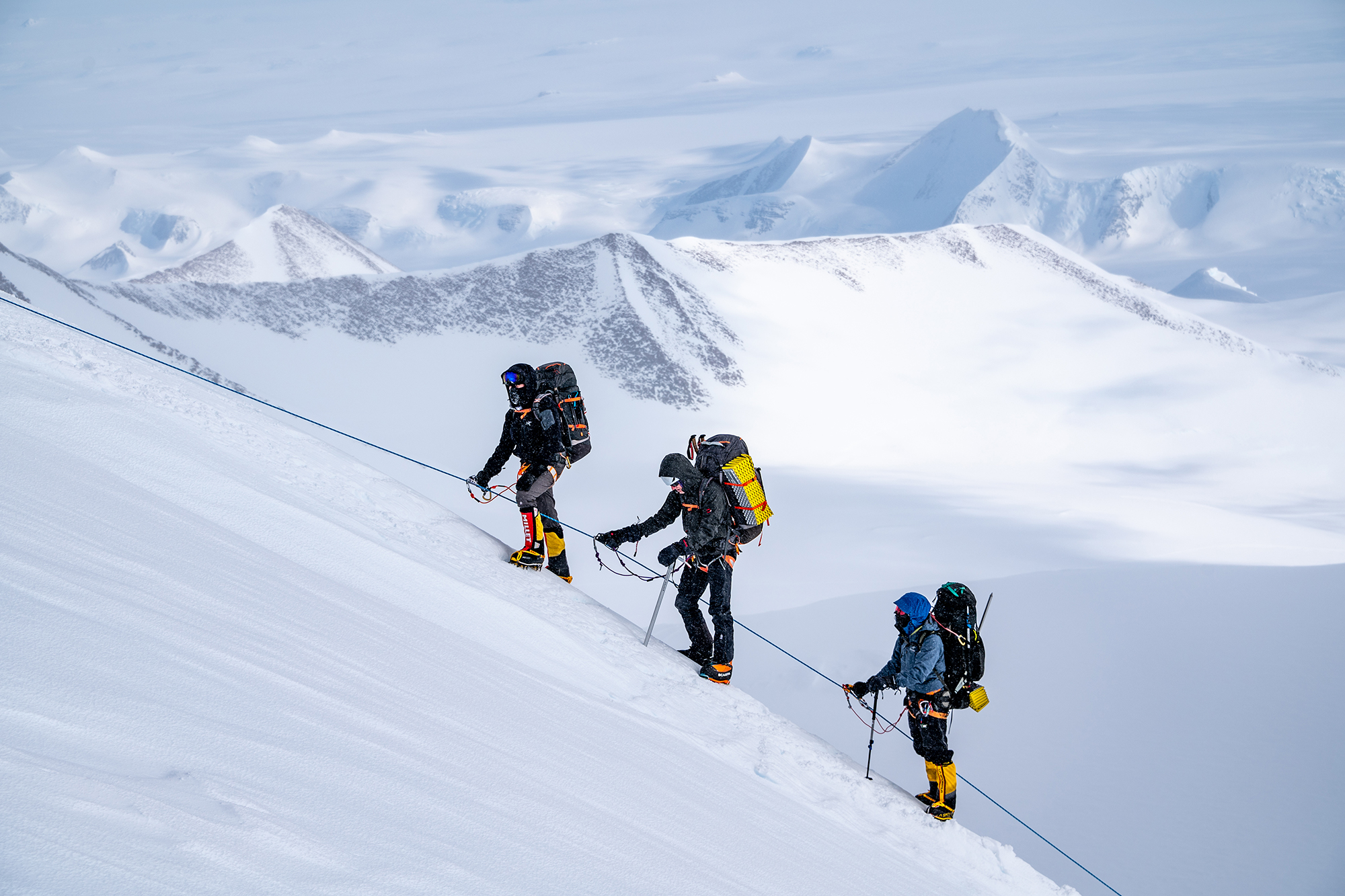 Mount Vinson– Antarctica 4,892m / 16,050ft. - Madison Mountaineering